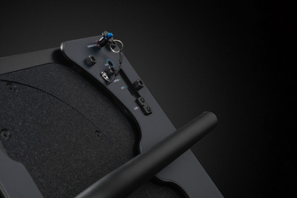 Arcline 212 – Motifv8